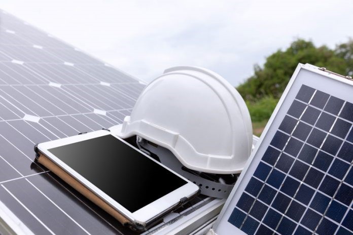 FAQs: Solar Panels for Mobile Homes - Four Star Homes