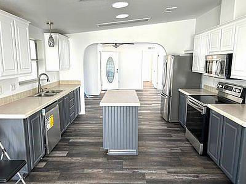 Is a Monthly Lot Rent Better for Senior Homeowners? - Four Star Homes